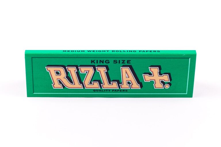 Rizla Green Medium Weight Kingsize Rolling Papers | Tobacco Specialists