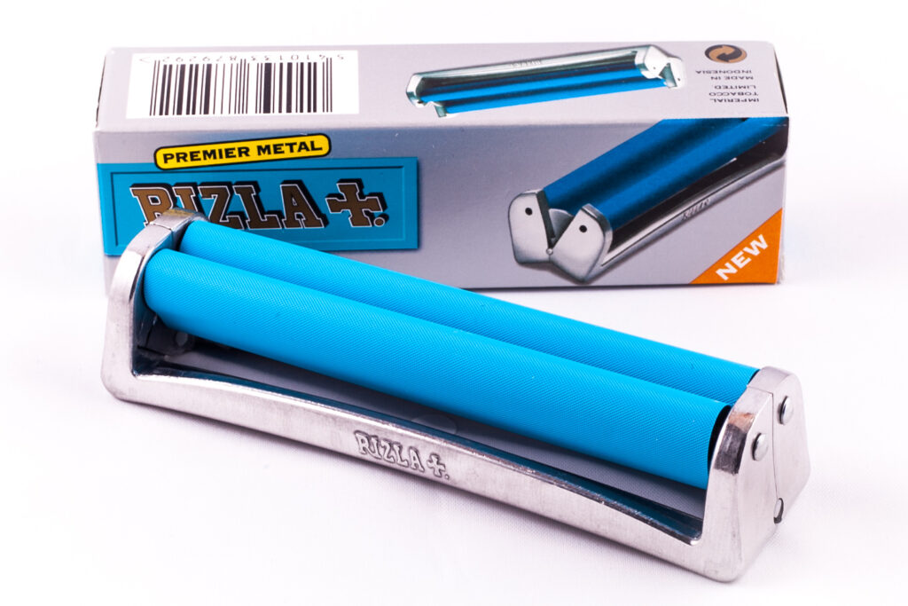 Rizla Kingsize Rolling Machine | Tobacco Specialists